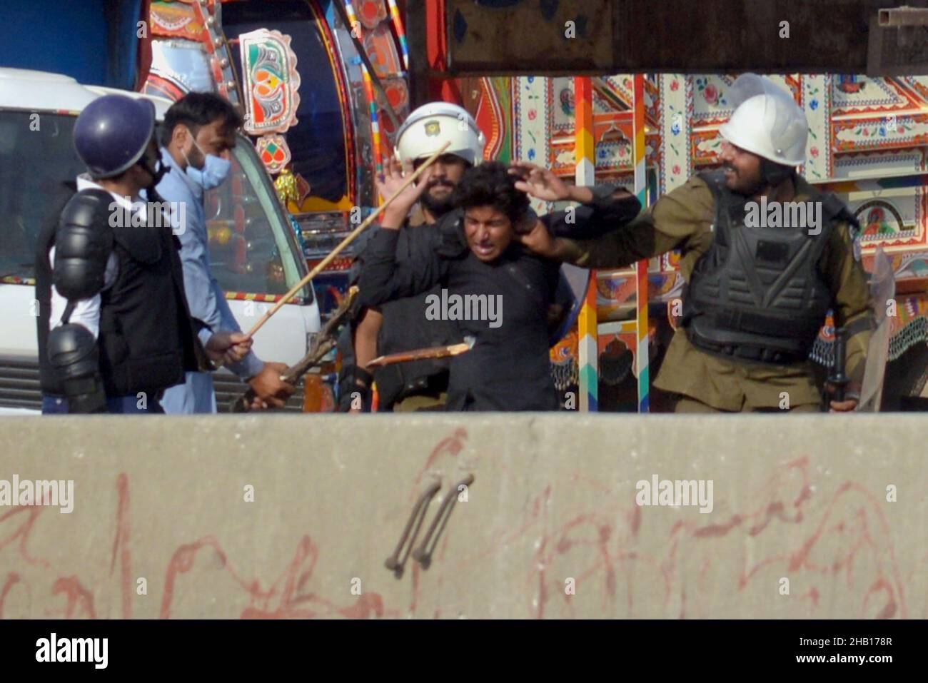 Bonded labour liberation front (bllf) hi-res stock photography and ...