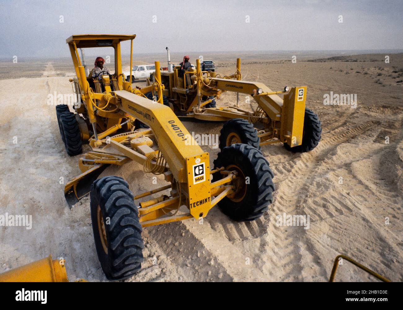 Caterpillar construction vehicles hi-res stock photography and images ... Caterpillar construction vehicles hi-res stock photography and images ...
