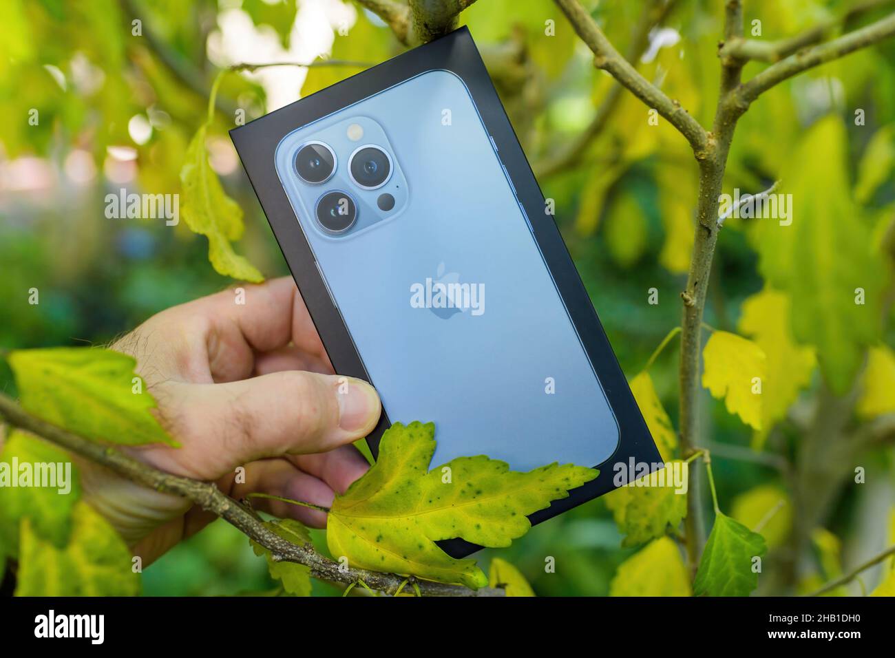 Cardboard box of new Apple Computers iphone 13 Pro Stock Photo - Alamy