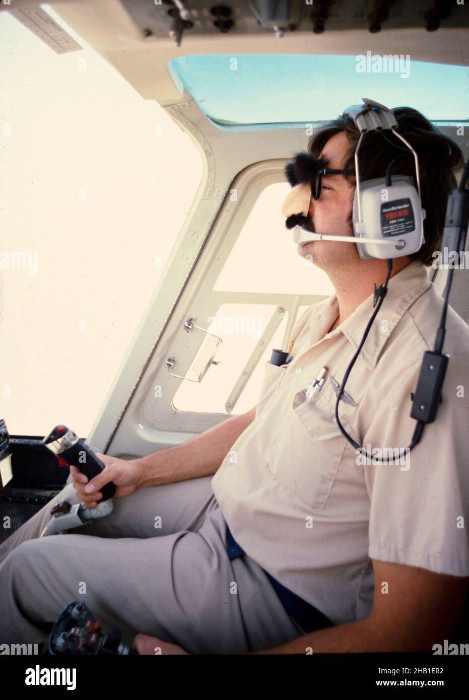 Oil industry Saudi Arabia, helicopter Bell 206 JetRanger 1979 pilot in ...