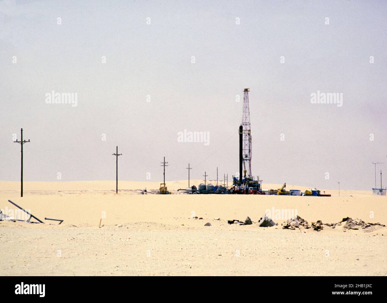 Oil industry in Dhahran area, Saudi Arabia, drilling rig exploration in ...
