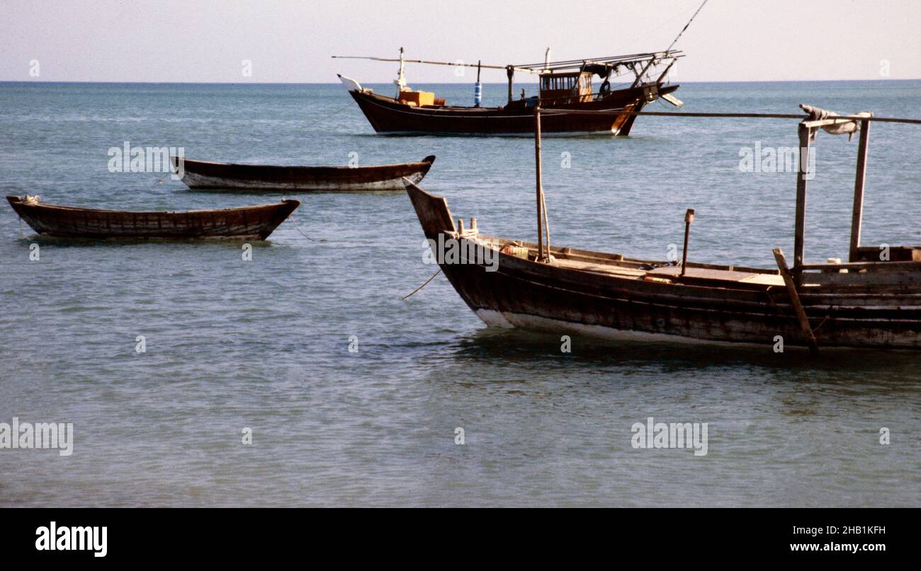 Archive image traditional Arab dhow boats thought to be at Darin ...