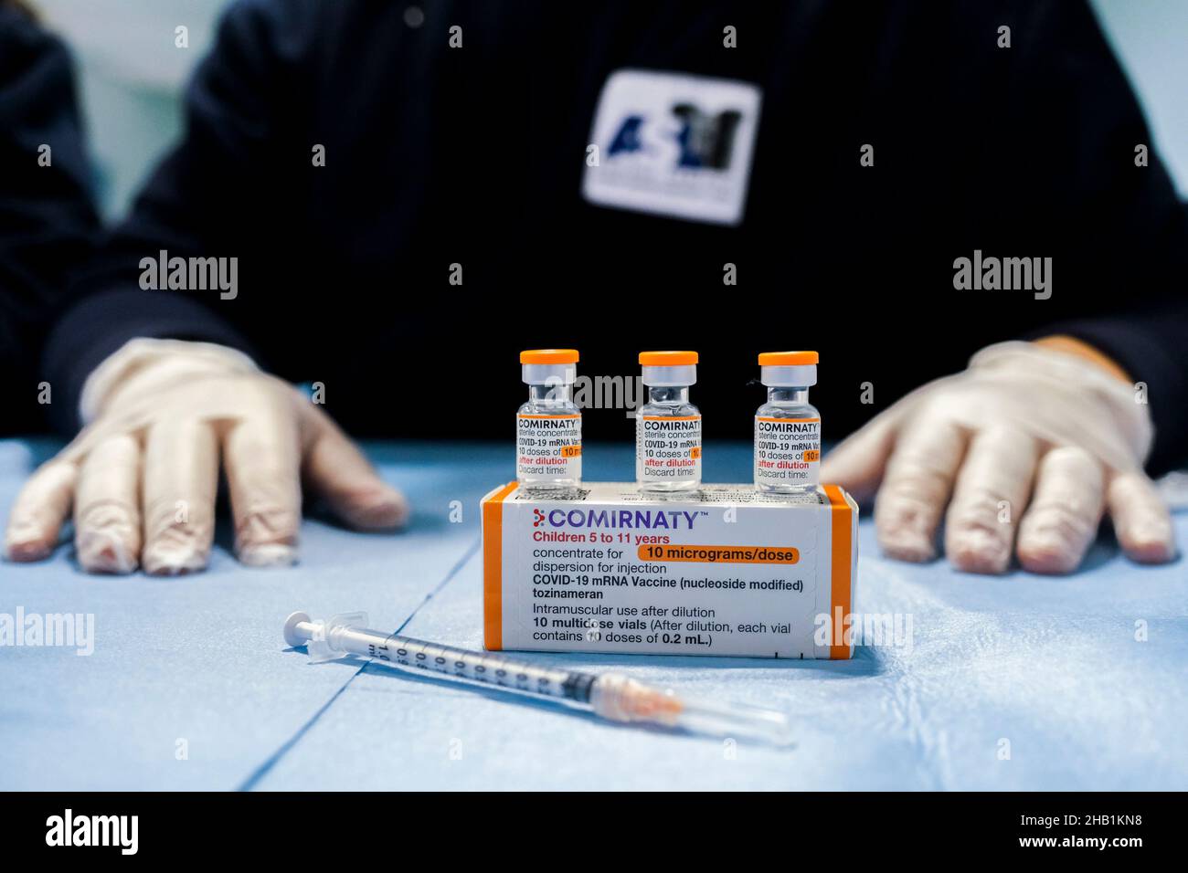Comirnaty for children hi-res stock photography and images - Alamy
