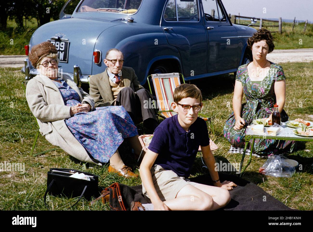 1960s family photo britain hi-res stock photography and images - Alamy