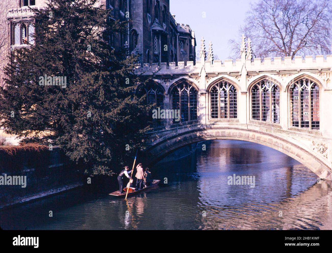 Punting on River Cam, Bridge of Sighs, St John's College, Cambridge ...
