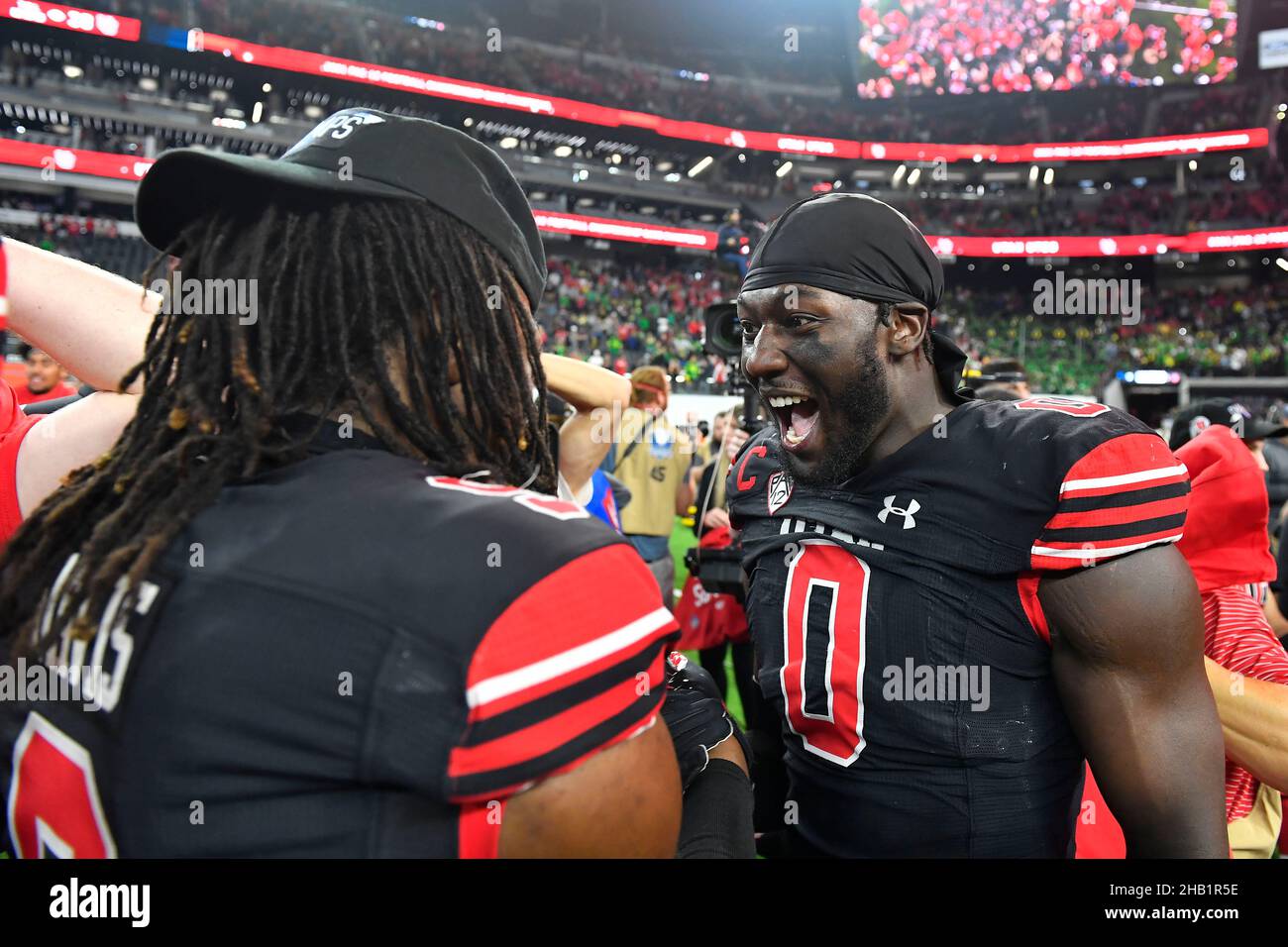 Utah Utes linebacker Devin Lloyd (0) celebrates becoming Pac-12 ...