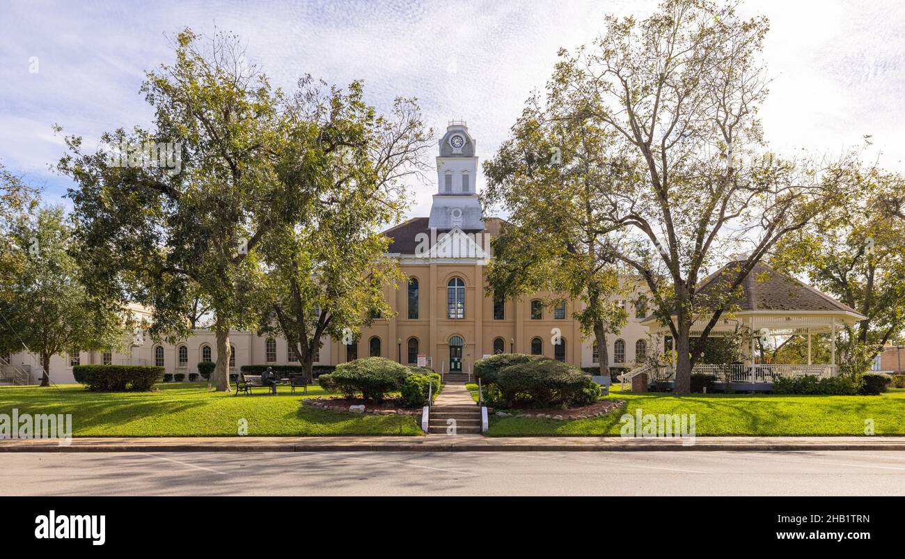 Jasper, Texas, USA - October 17, 2021: The Jasper County Courthouse ...