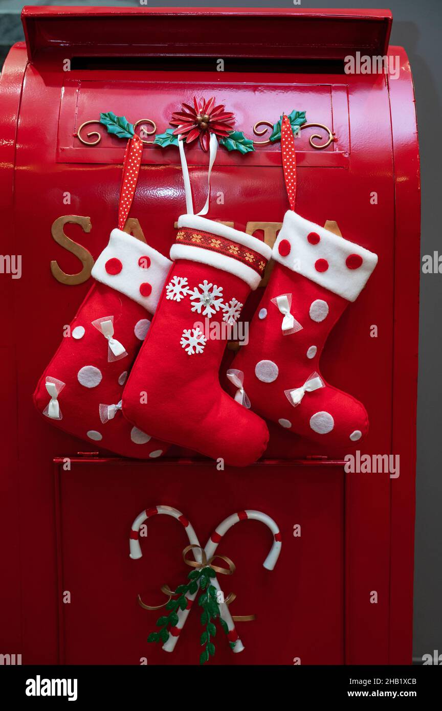Santa claus letters america hi-res stock photography and images - Alamy