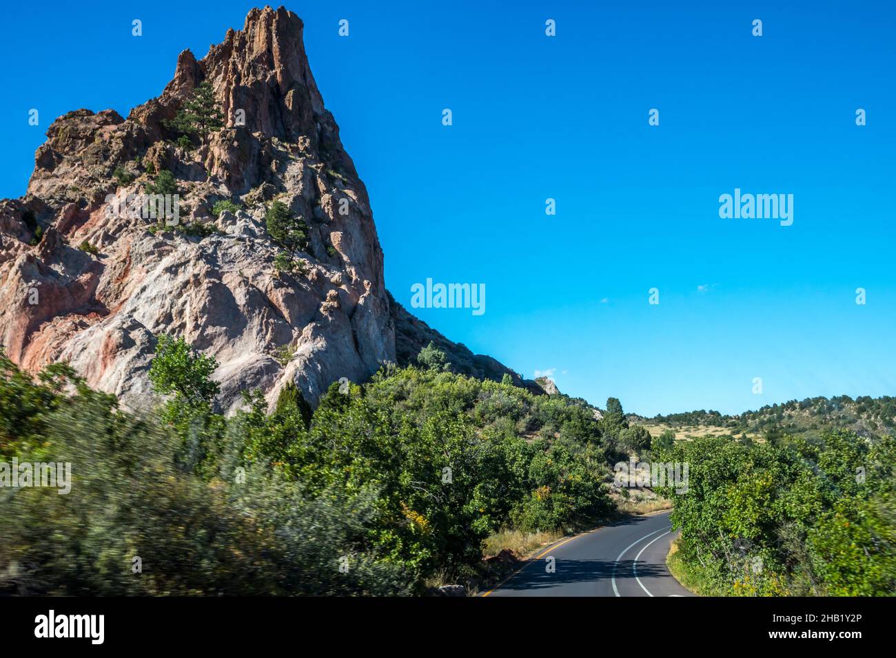 A natural red rock corral rock formations in Garden of the Gods Stock ...