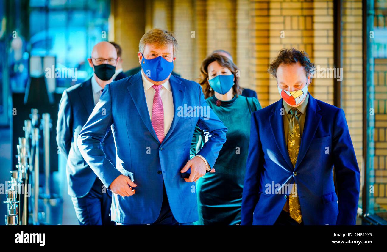 The Hague, Niederlande. 16th Dec, 2021. King Willem-Alexander of The ...
