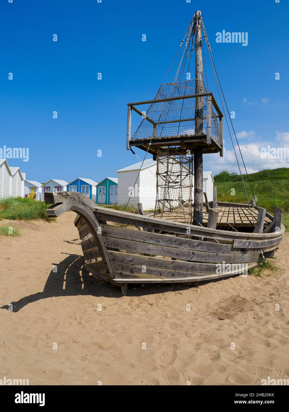 Climbing frame park hi-res stock photography and images - Alamy