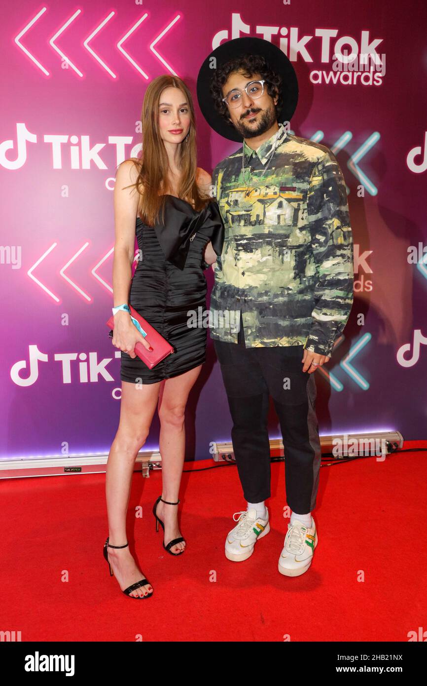 Lobo alpha hi-res stock photography and images - Alamy