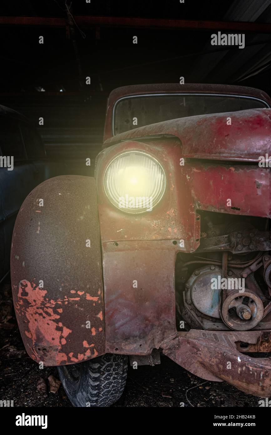 Rotten cars hi-res stock photography and images - Alamy