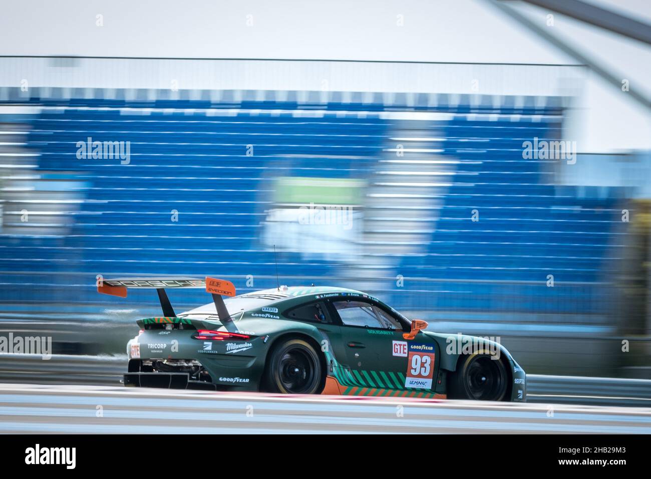 93, PROTON COMPETITION, DEU, Porsche 911 RSR - 19, Michael Fassbender ...