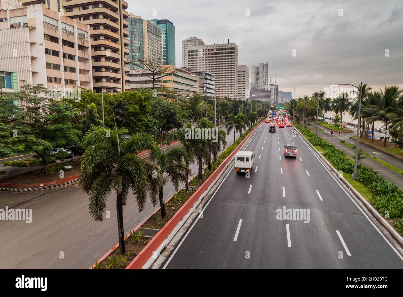 Roxas boulevard in Ermita district in Manila, Philippines Stock Photo ...