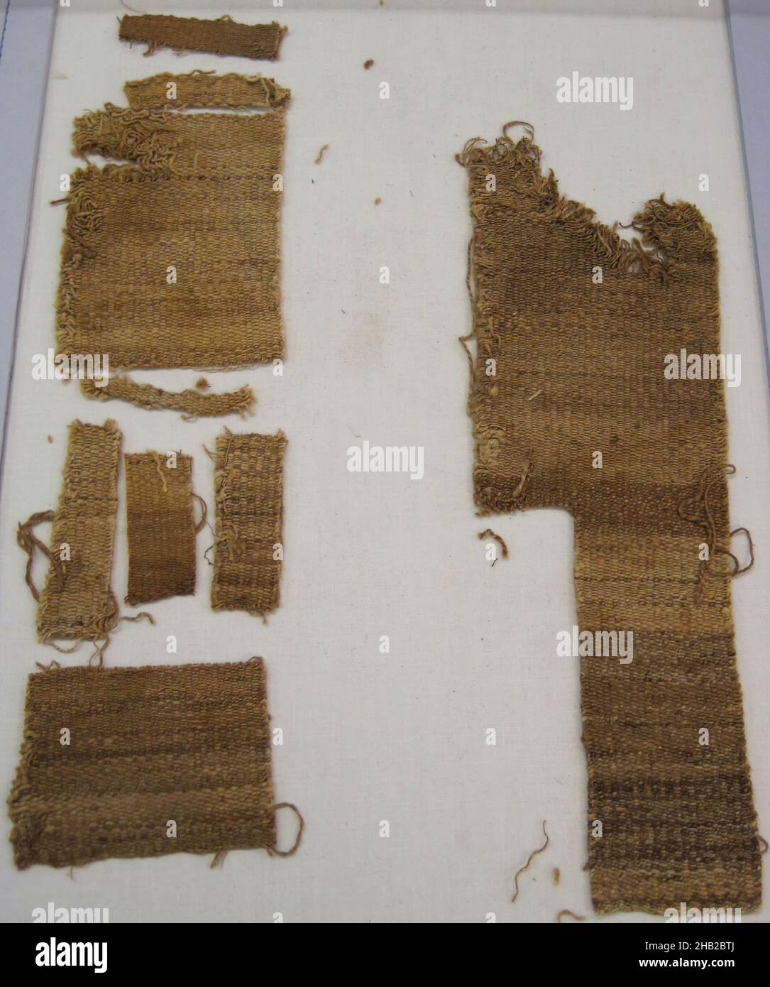 10 Textile Fragments, undetermined, Cotton, 1400-1532 or undetermined ...