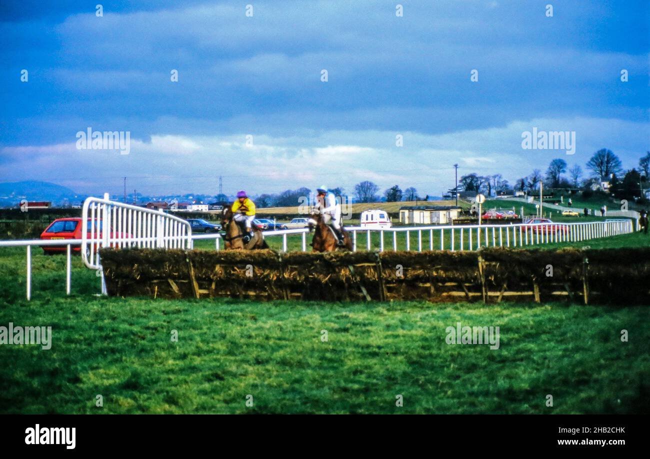 Eighties horse racing ireland hi-res stock photography and images - Alamy