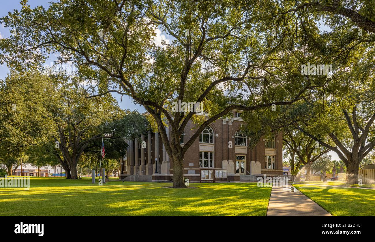 Brooks county courthouse hi-res stock photography and images - Alamy
