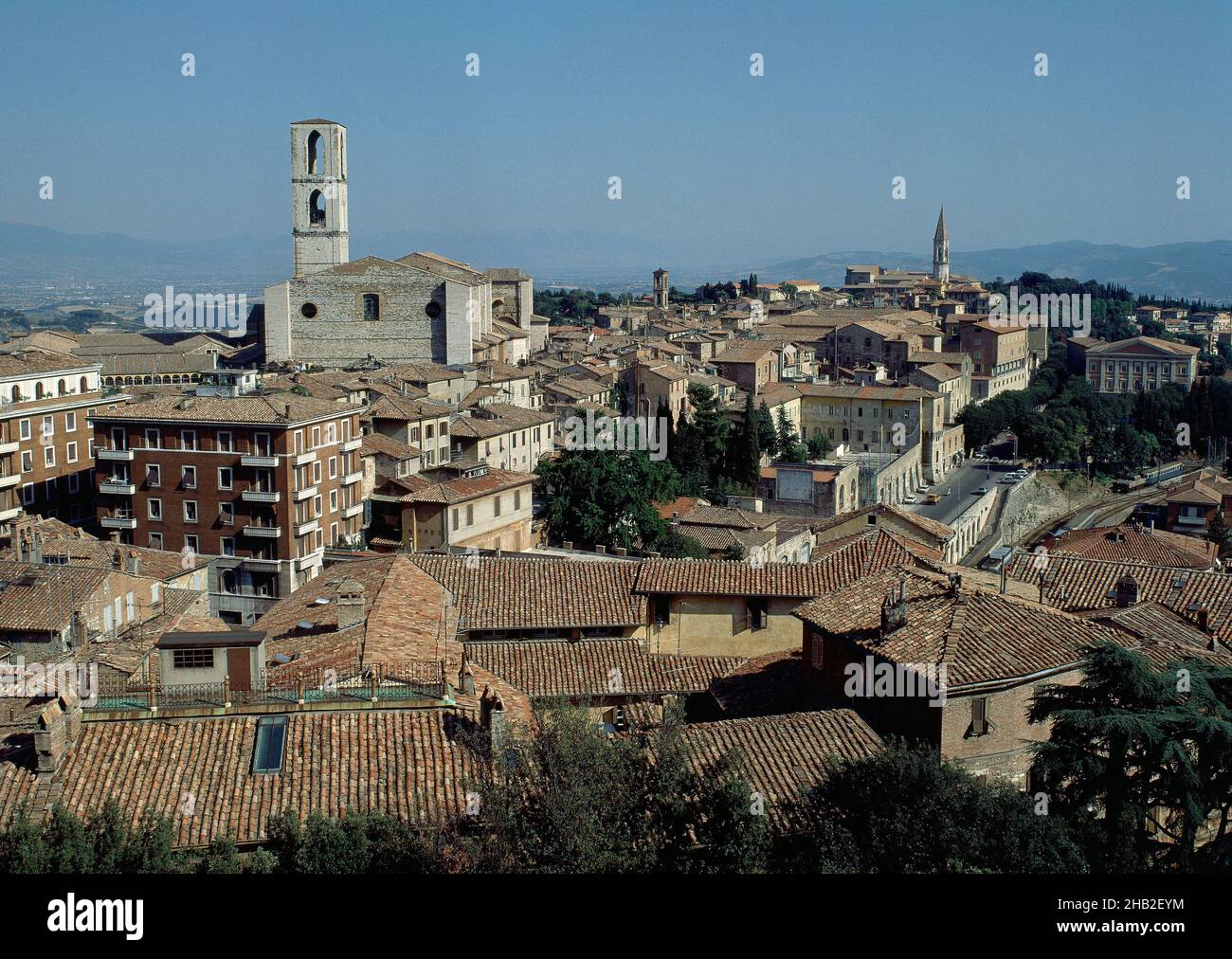 VISTA GENERAL CON LA CATEDRAL. Location: EXTERIOR. PERUSA. ITALIA Stock ...