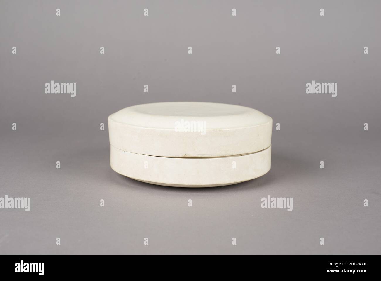 Baihe ware hi-res stock photography and images - Alamy