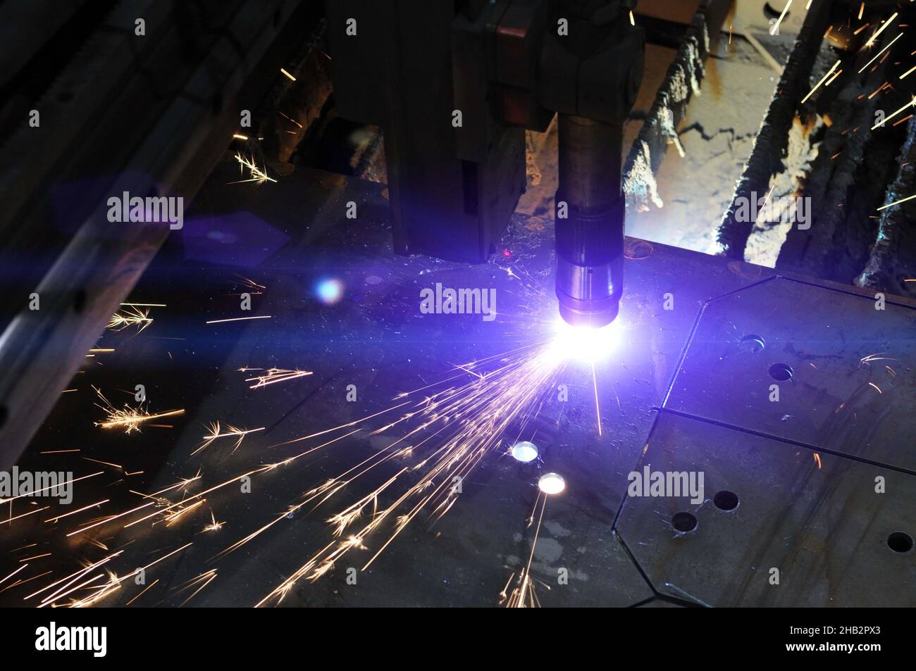 Plasma cutting of metal with CNC, modern industrial technologies ...