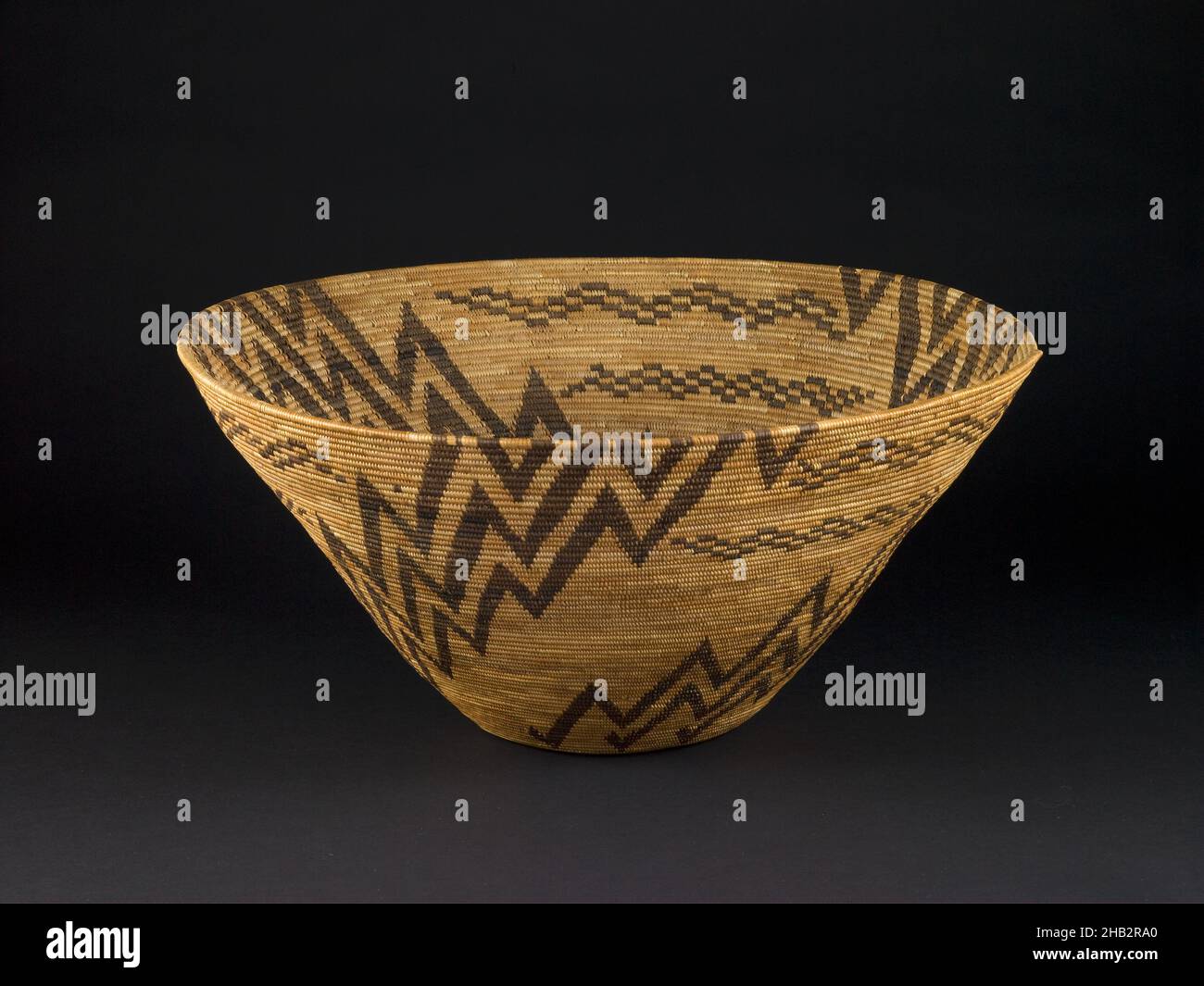 Yokuts hi-res stock photography and images - Alamy