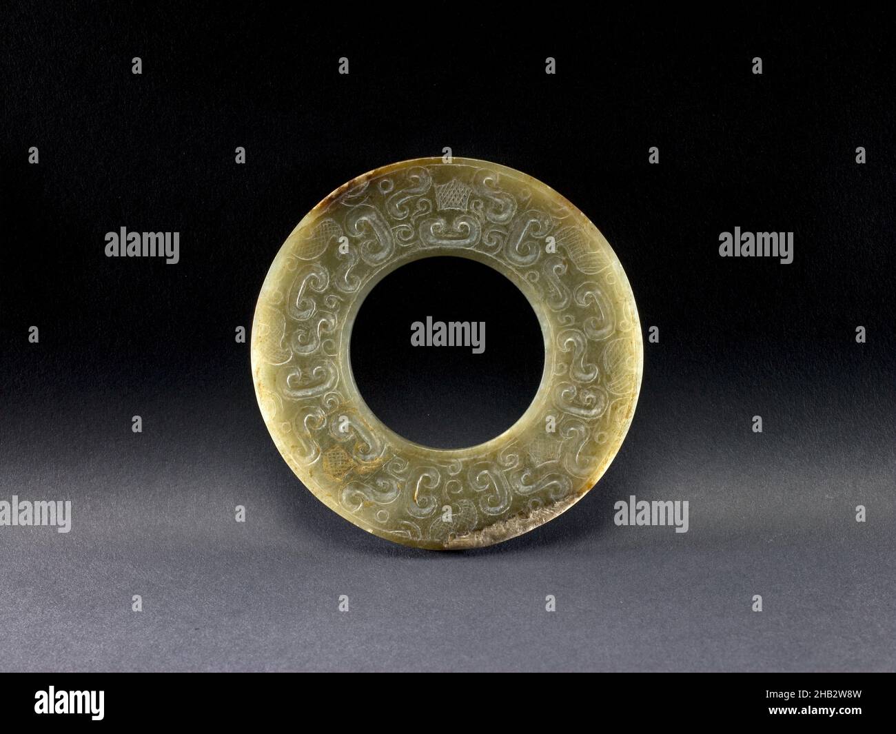 Ritual disk zhou dynasty hi-res stock photography and images - Alamy