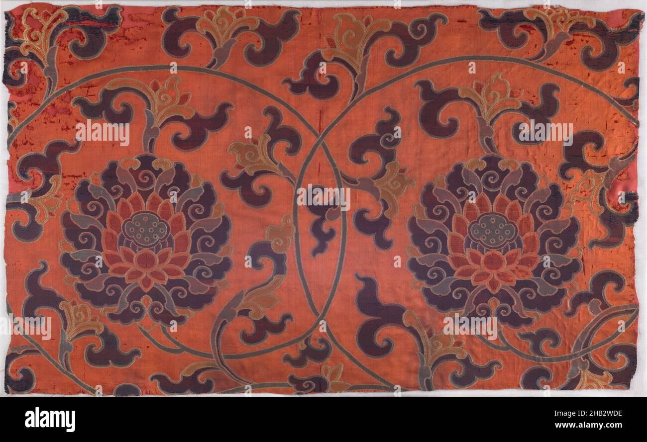 Scrolling lotus design hi-res stock photography and images - Alamy