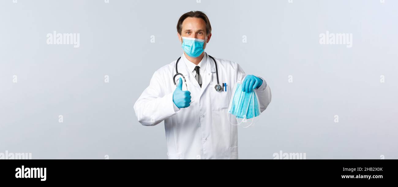 Covid-19, preventing virus, healthcare workers and vaccination concept ...