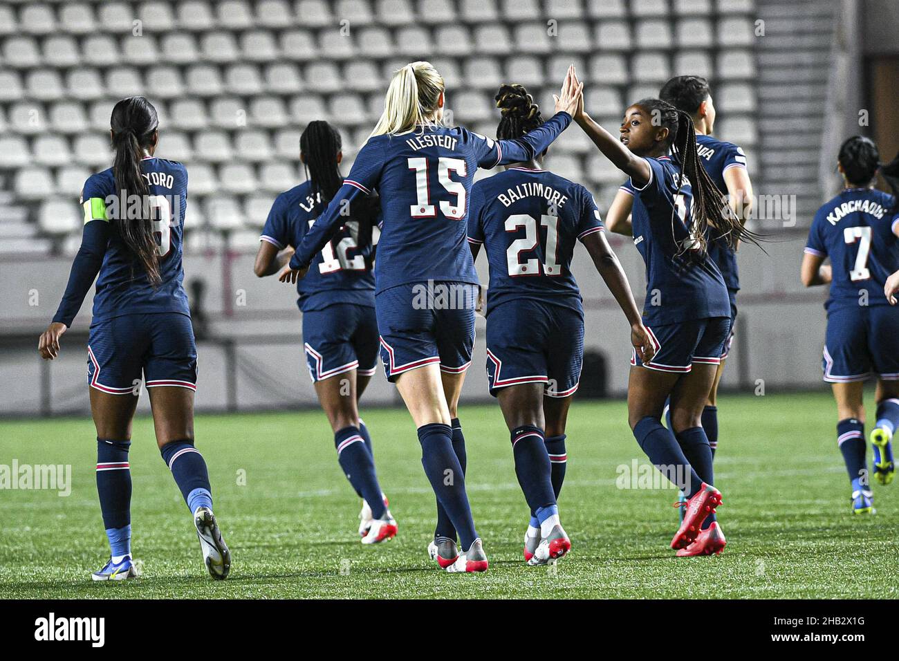 Celebretaes hi-res stock photography and images - Alamy