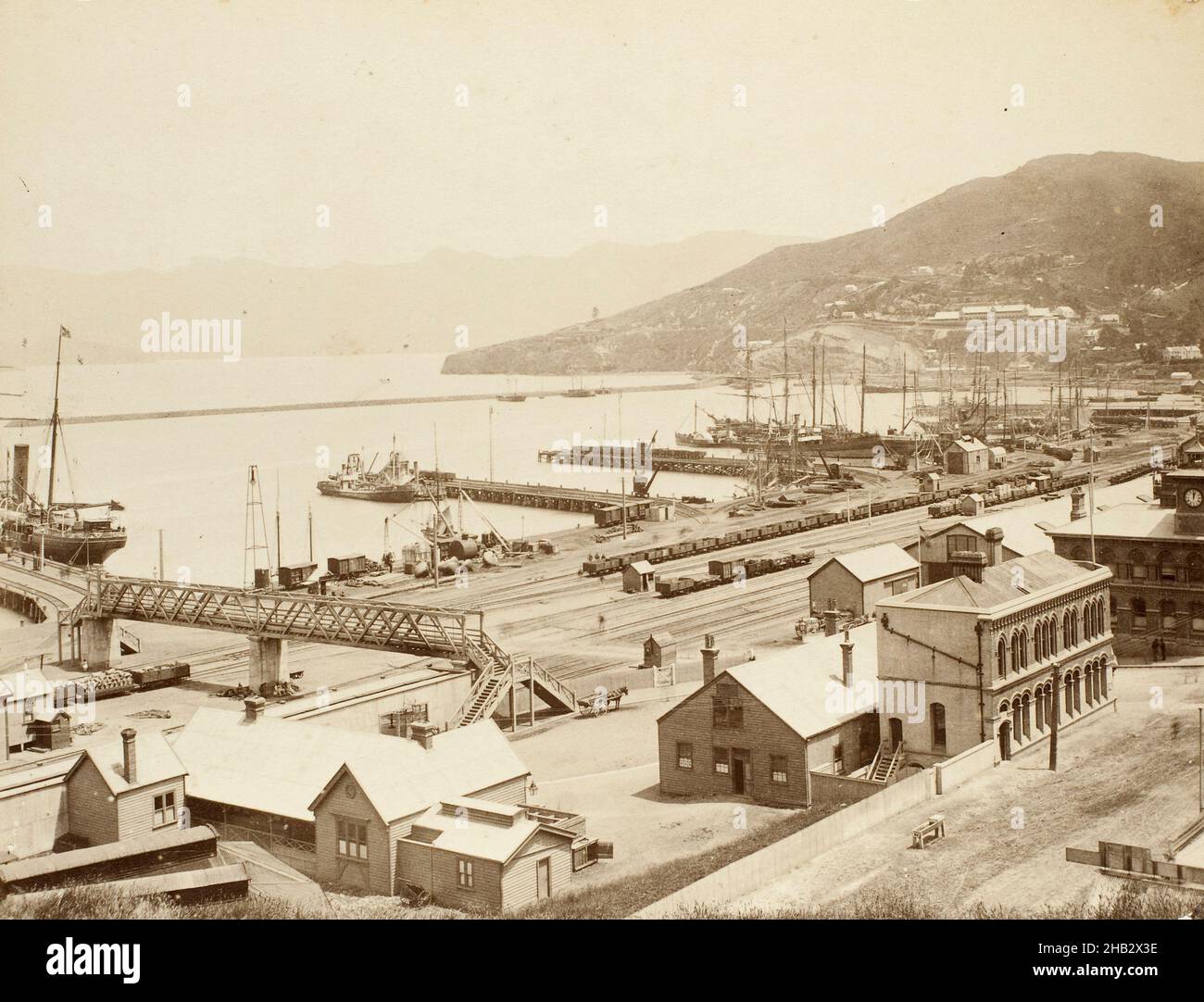 Lyttleton hi-res stock photography and images - Alamy