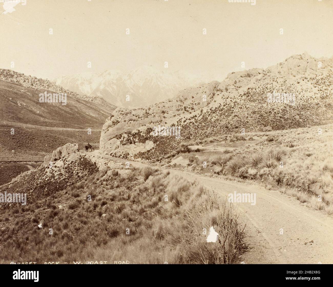 West coast road parapet rock hi-res stock photography and images - Alamy