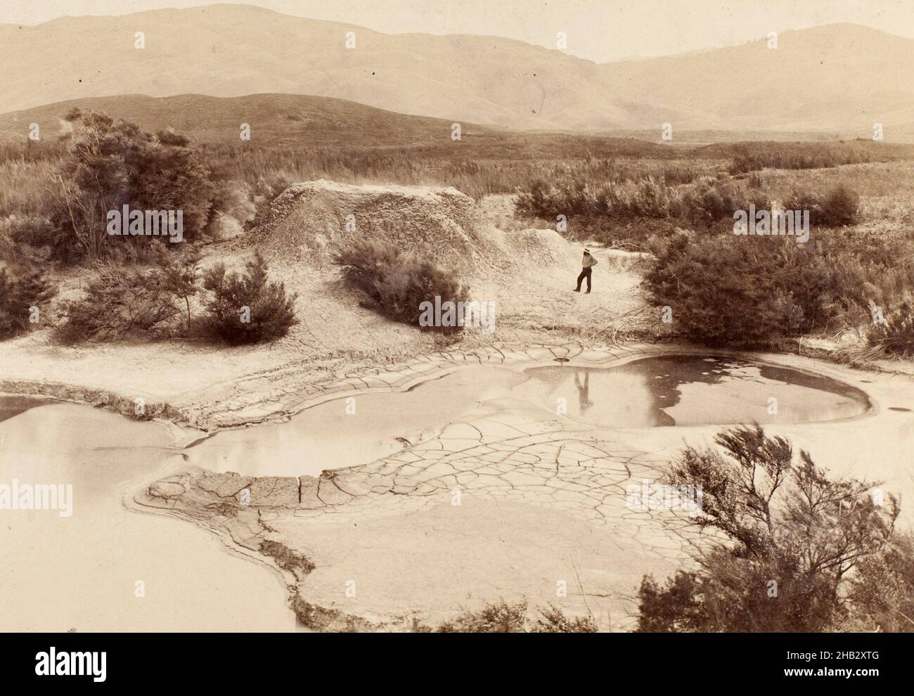 Wai o tapu valley te huinga hi-res stock photography and images - Alamy