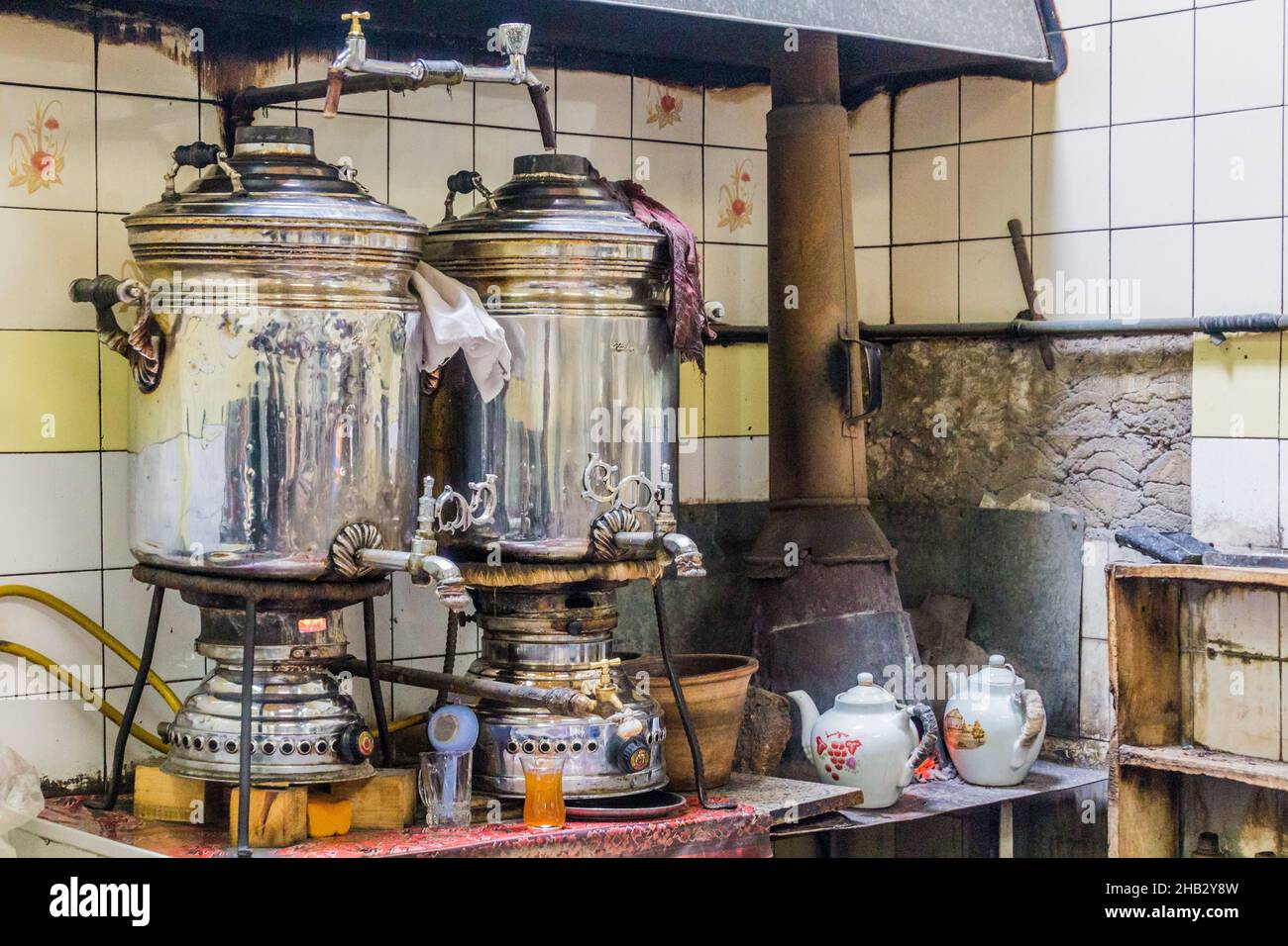 Antique tea shop cafe in hi-res stock photography and images - Alamy