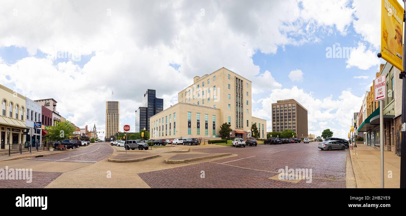 Tyler, Texas, USA - June 30, 2021: The Smith County Courthouse Stock ...