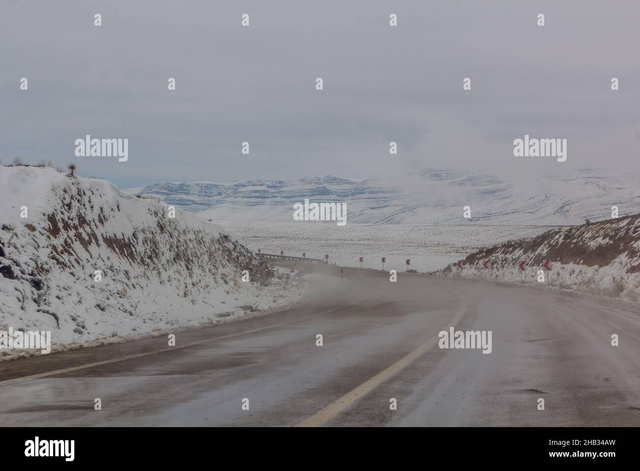 Winter snowy view of Road 875 between Quchan and Bajgiran, Iran Stock ...