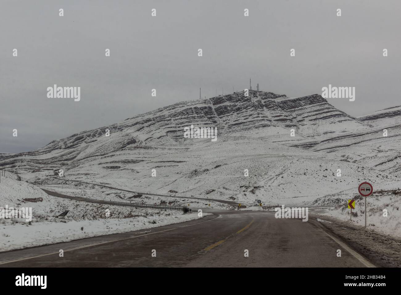 Winter snowy view of Road 875 between Quchan and Bajgiran, Iran Stock ...