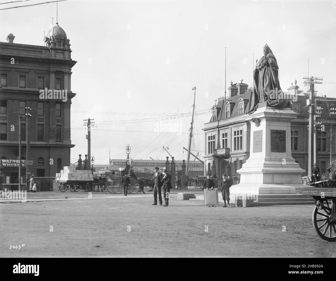 Location plate Black and White Stock Photos & Images - Alamy