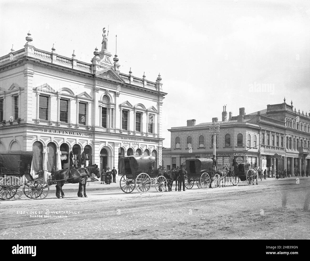 Dee Street, Invercargill, Burton Brothers studio, photography studio ...