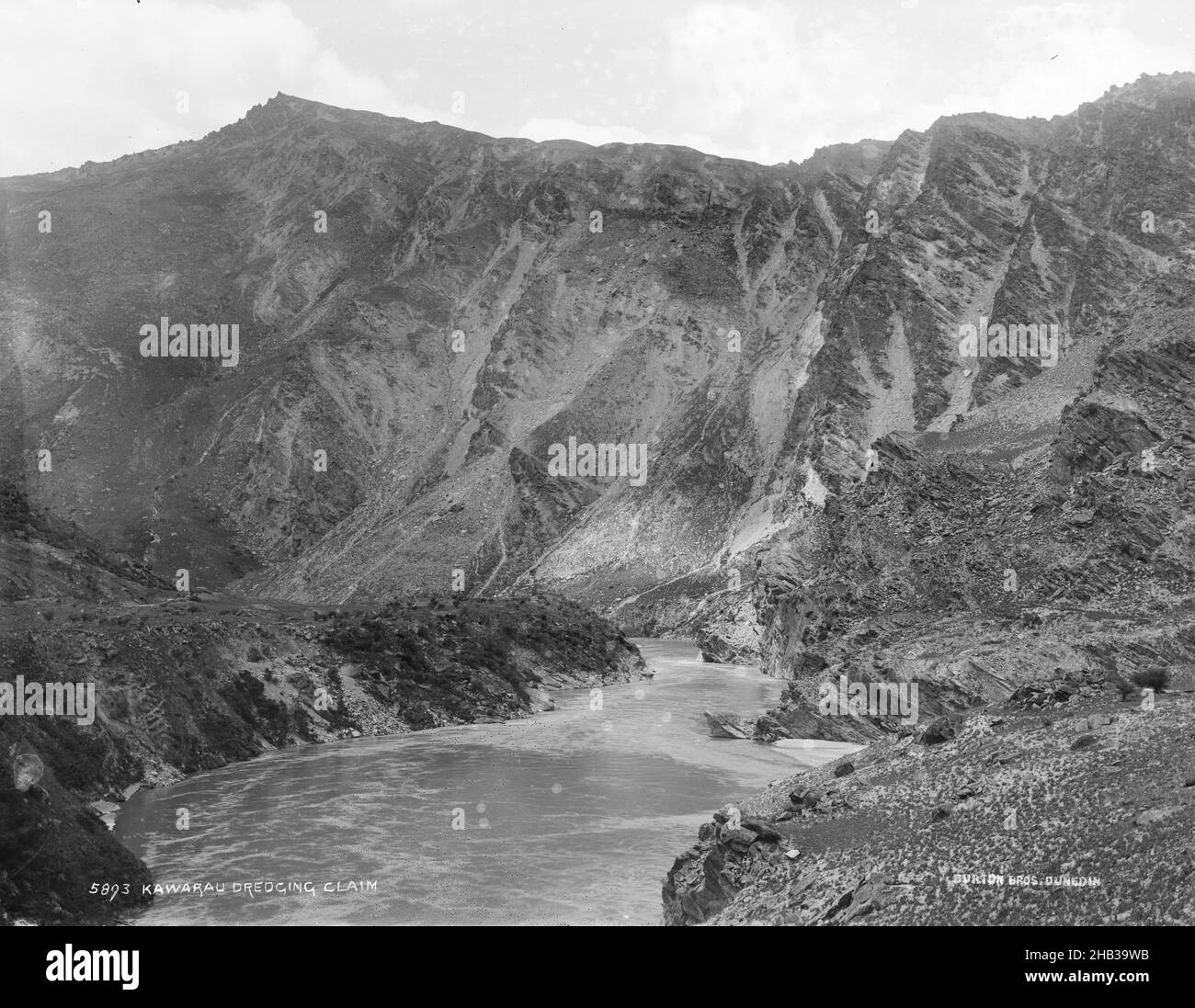 Kawarau dredging claim, Burton Brothers studio, photography studio, New ...