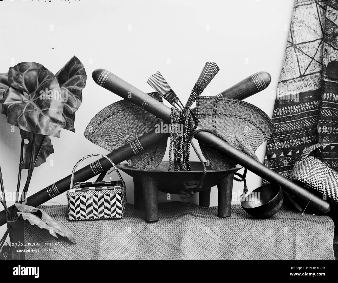 Fijian curios hi-res stock photography and images - Alamy