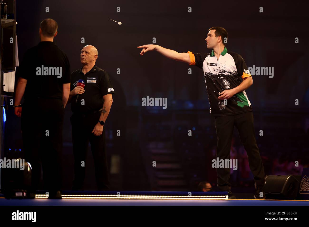 William o'connor darts hi-res stock photography and images - Alamy