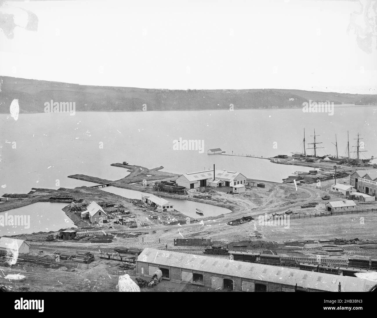 Structures also visible Black and White Stock Photos & Images - Alamy