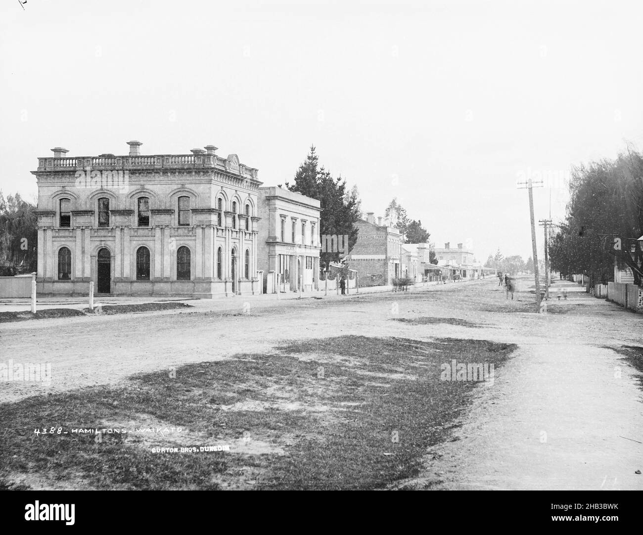 Hamiltons, Waikato, Burton Brothers studio, photography studio, New ...