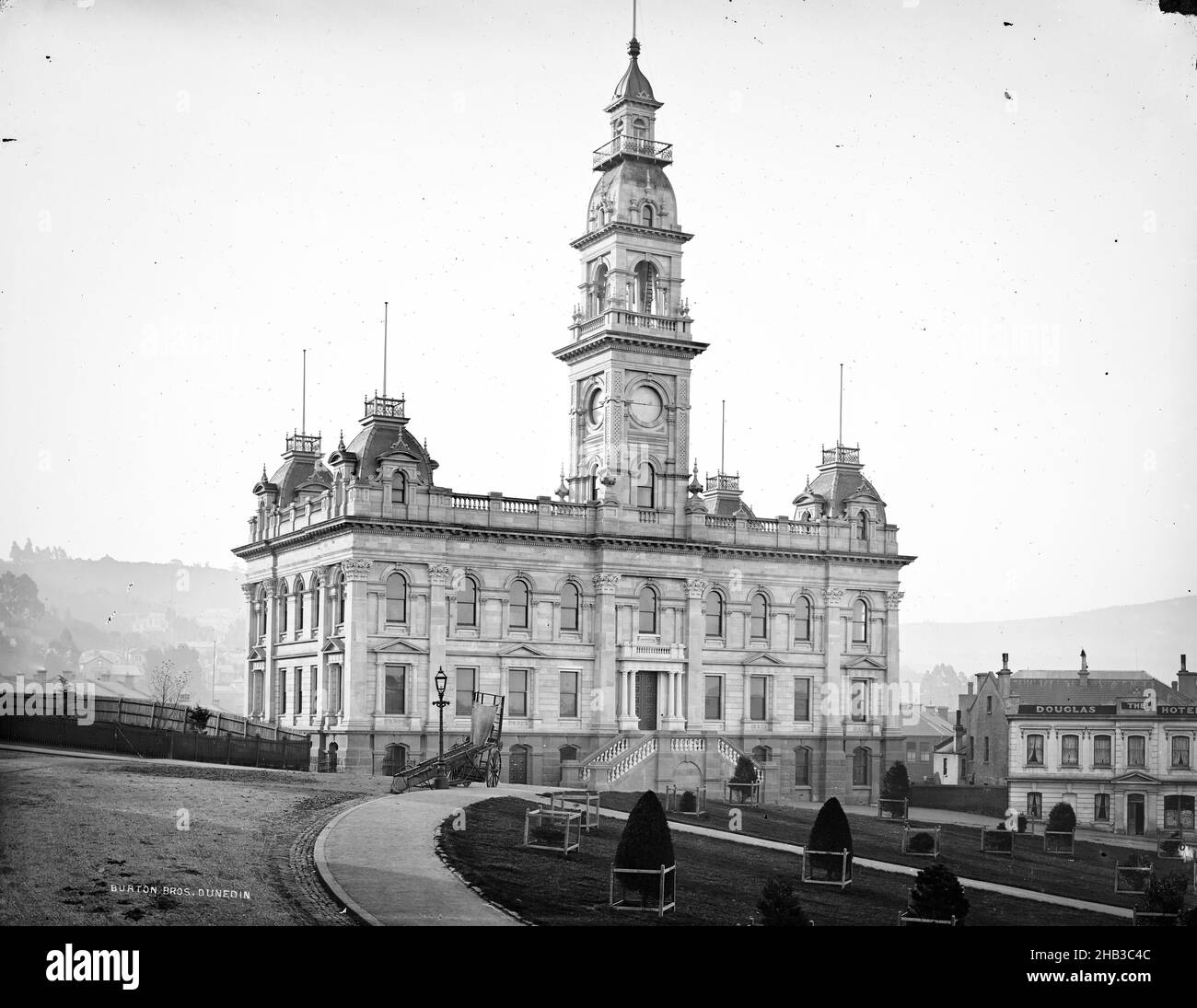 Town Hall, Dunedin, Burton Brothers studio, photography studio, circa ...