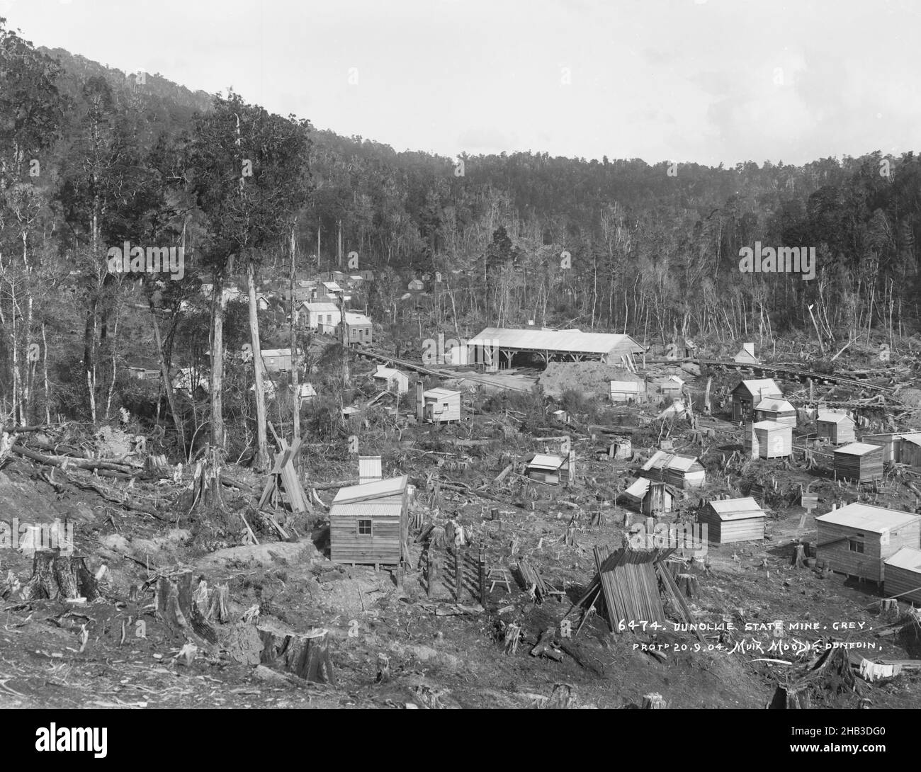 Dunollie State Mine, Grey, Muir & Moodie studio, photography studio ...
