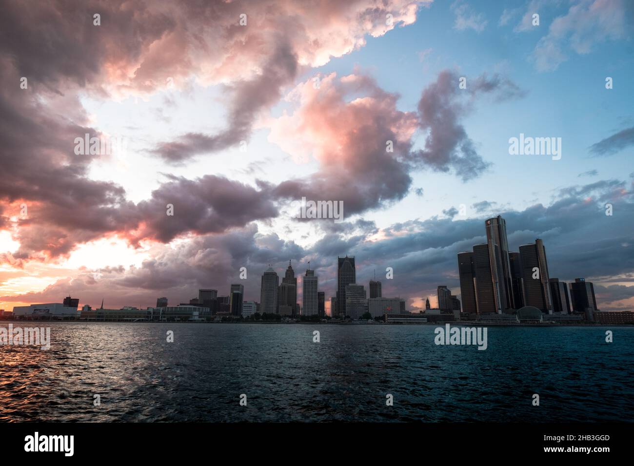 Detroit city landscape hi-res stock photography and images - Alamy