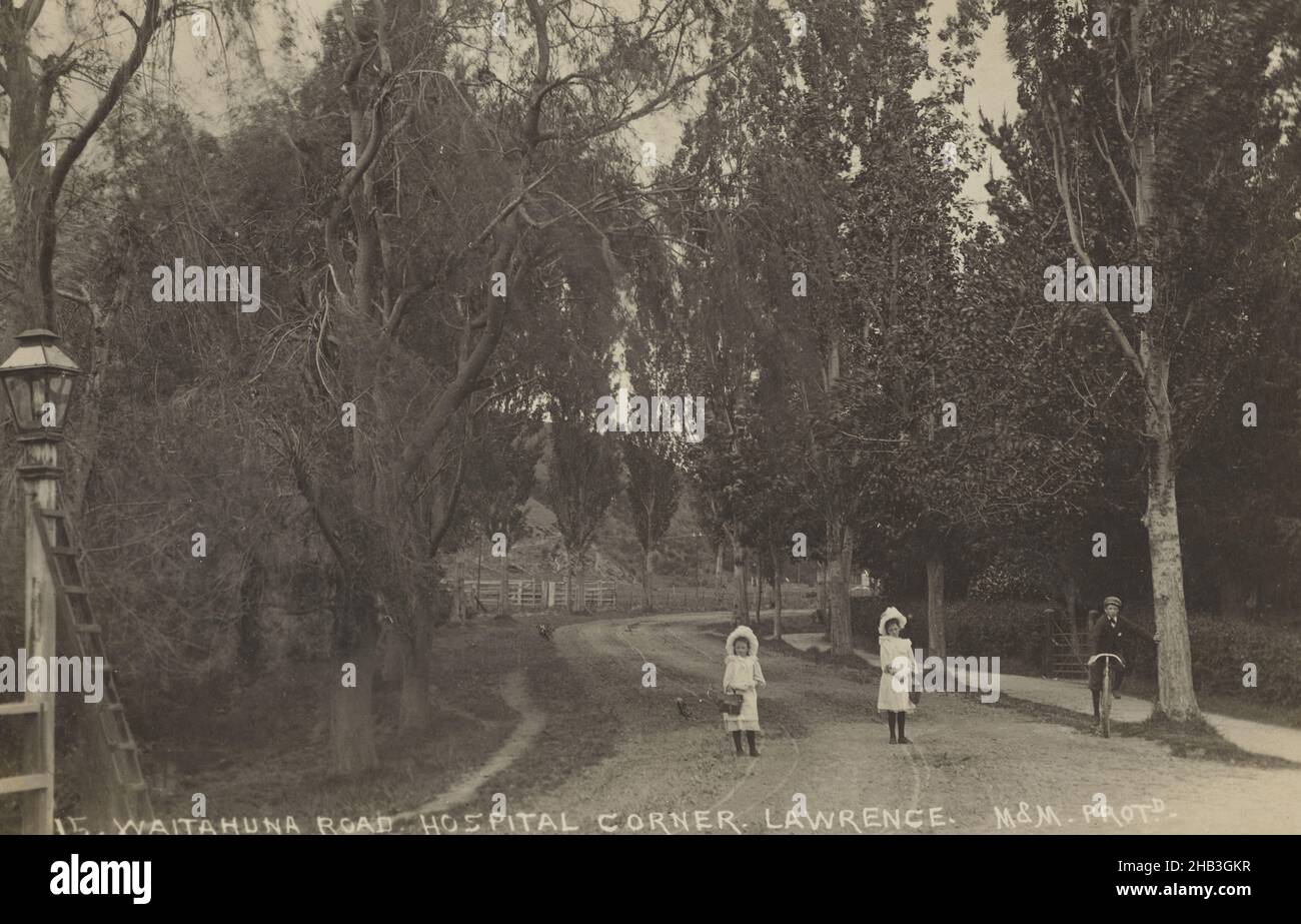 Waitahuna Road, Hospital Corner, Lawrence, Muir & Moodie studio, 1904 ...