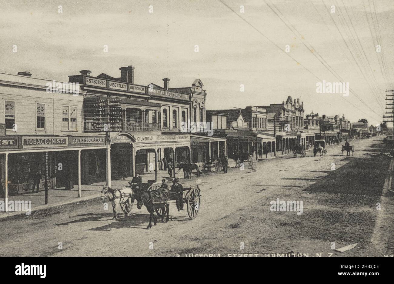 Victoria street hamilton hi-res stock photography and images - Alamy