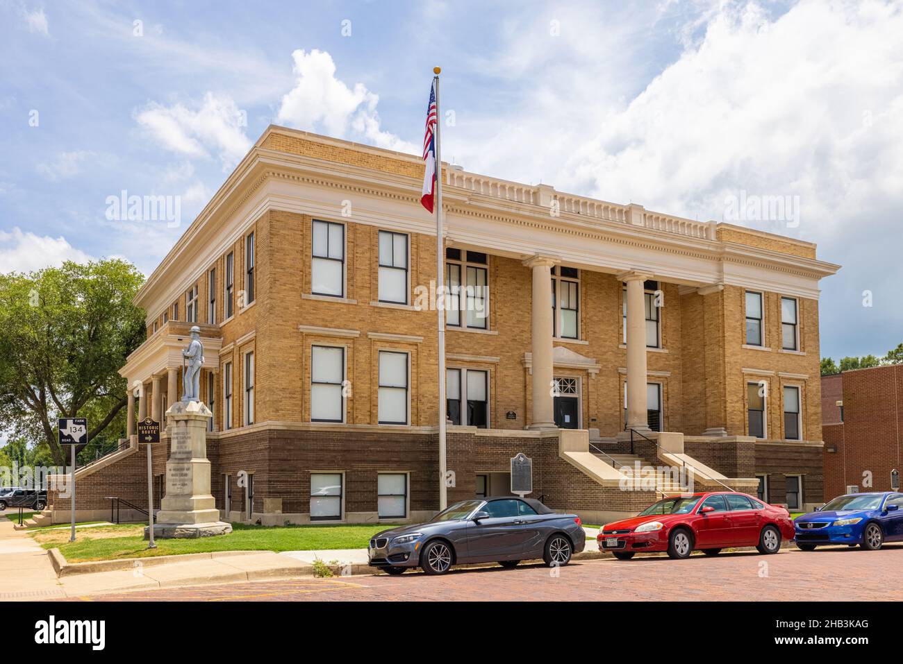 Jefferson county courthouse downtown hi-res stock photography and ...